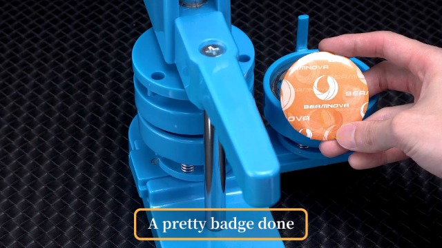 Watch How to set up the mold and make a button pin with BEAMNOVA ...