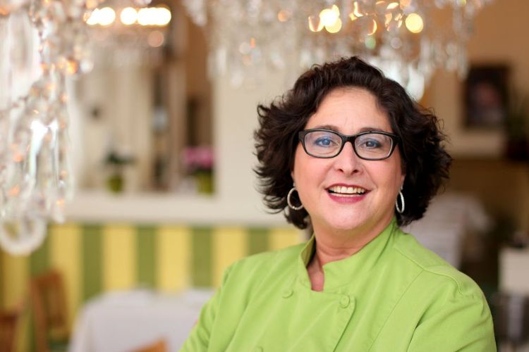 Amazon.com: Lisa Schroeder: books, biography, latest update