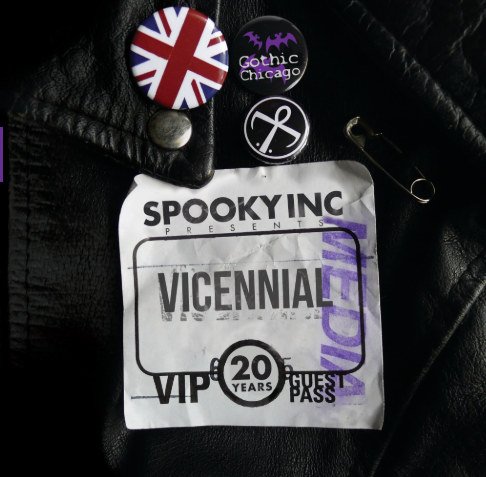 Vicennial | Amazon.com.br