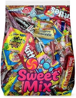 Amazon.com : Ultimate Name Brand Candy Variety Pack - 6 lb Bulk Candy ...