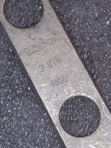 Amazon.com: BURNDY YA2C-2N Two-Hole Lug Compression Connector: 2 Cable ...