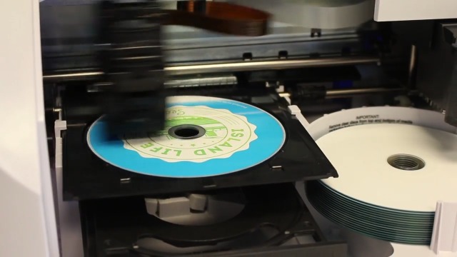 Watch Bravo SE-3 Disc Publisher on Amazon Live