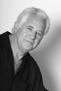 Amazon.com.br: Scott Britton: books, biography, latest update