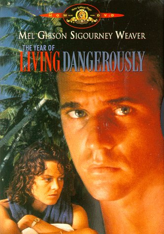 Amazon.com: The Year of Living Dangerously : Mel Gibson, Sigourney ...
