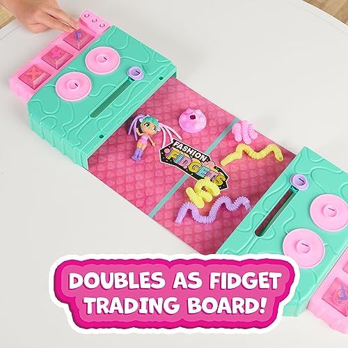 Snapklik.com : Fashion Fidgets Fashion Show Playset, 2-in-1 Runway And ...