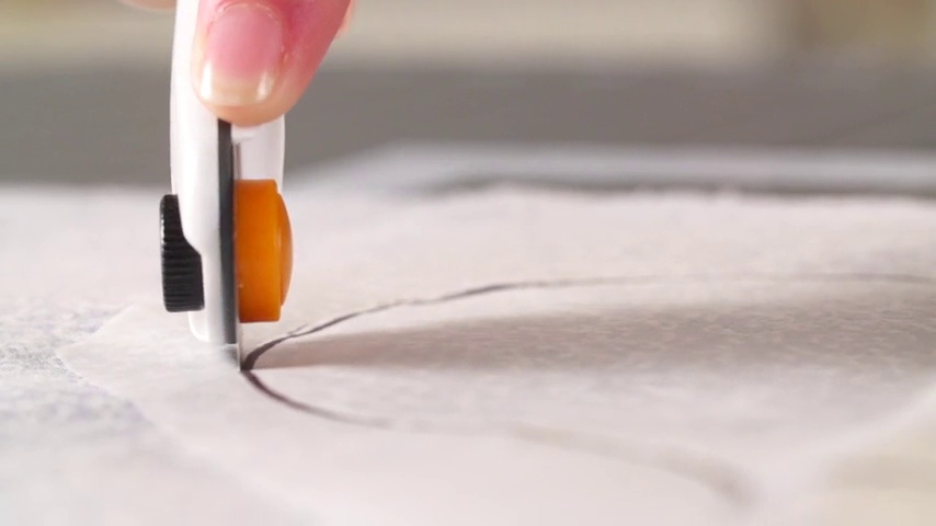 Watch Fiskars 28mm Stick Rotary Cutter on Amazon Live