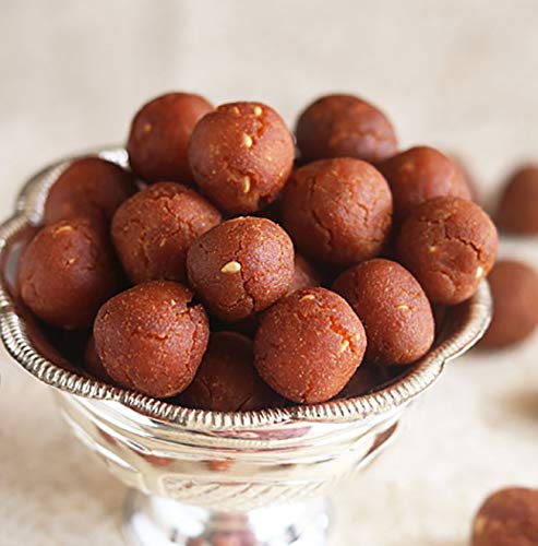 QZON - Healthy Snack Inippu Seedai Sweet Wheat Rice Flour Balls ...