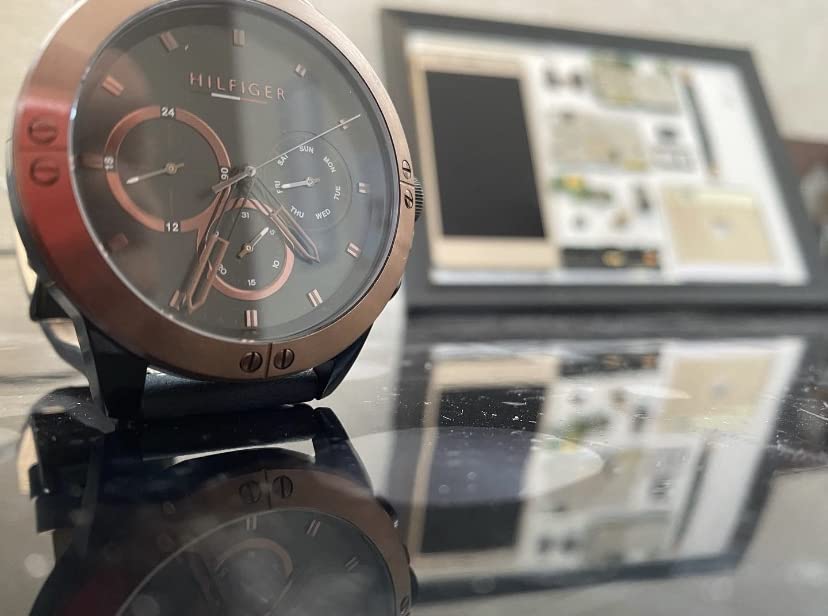 Amazon.co.jp: [トミーヒルフィガー] 腕時計 HARLEY 1791893 メンズ ブラック [並行輸入品] : ファッション