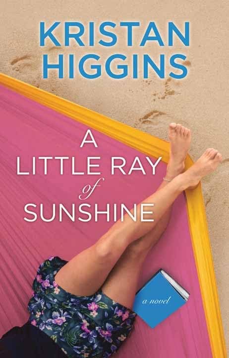 A Little Ray of Sunshine: Higgins, Kristan: 9781638088080: Amazon.com ...