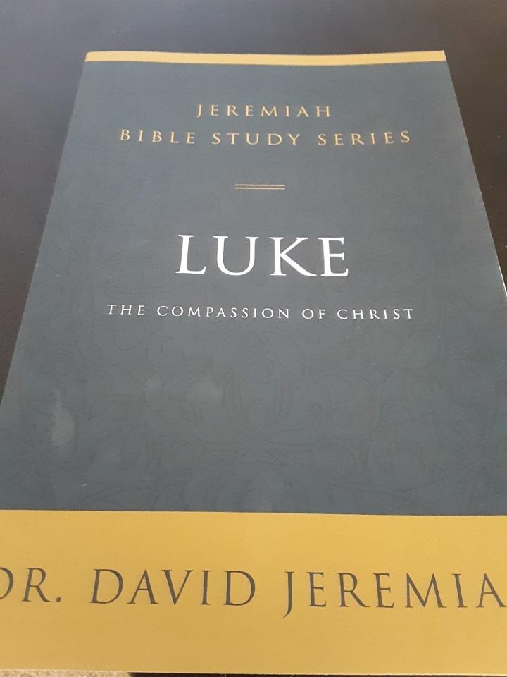 Luke: The Compassion of Christ (Jeremiah Bible Study Series): Jeremiah ...