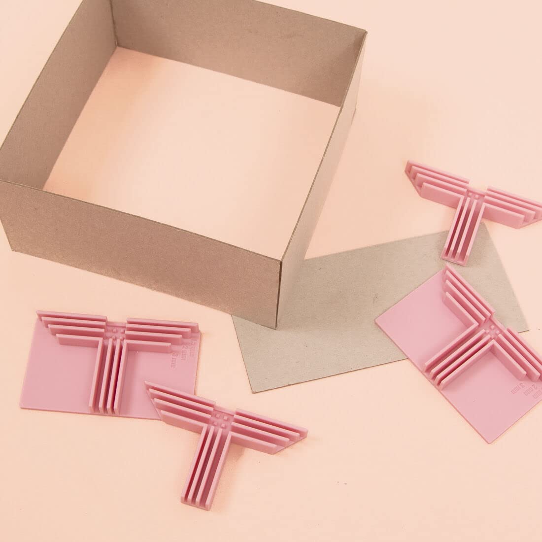 Cardboard Corner Reinforcement Brackets