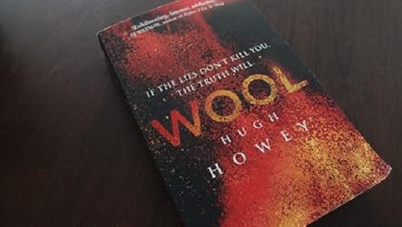 Wool: Howey, Hugh: 9781476733951: Amazon.com: Books