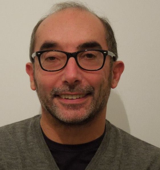 Amazon.it: Roberto Guarnieri: libri, biografia, ultimo aggiornamento