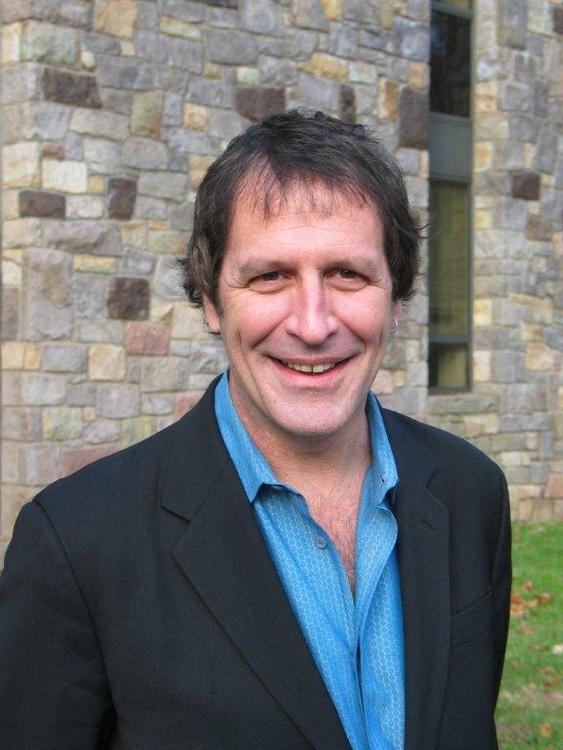 Amazon.com: Richard D. Roberts: books, biography, latest update