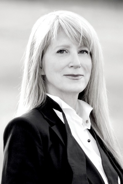 Amazon.com: Kelly Moore: books, biography, latest update