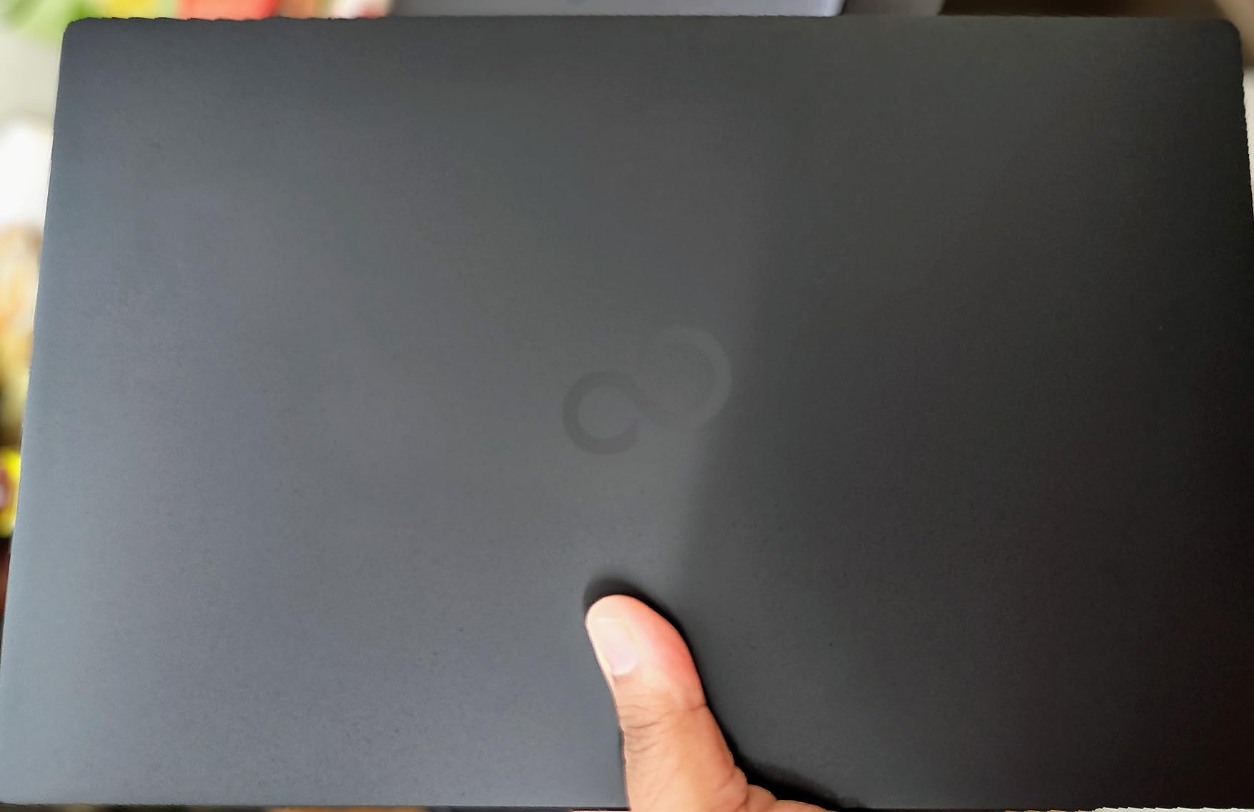 Fujitsu UH-X 12th Gen Intel Evo Core i5 13.3 inch(33cm) FHD 400Nits ...