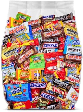 Amazon.com: Assorted Chocolate Candy Variety Pack - 2lb Bulk Chocolate ...
