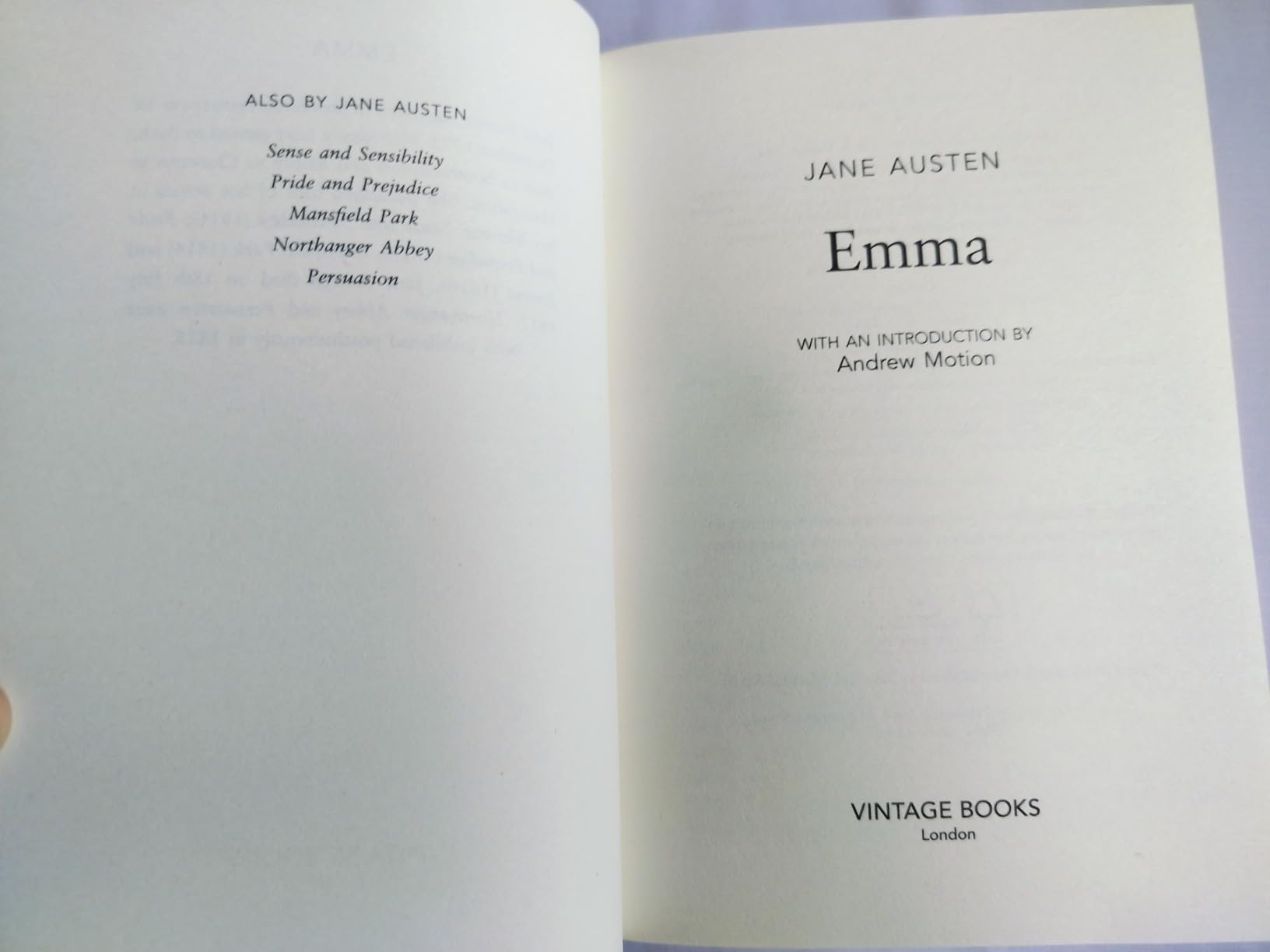 Emma (Scholastic Classics) : Austen, Jane: Amazon.in: Books