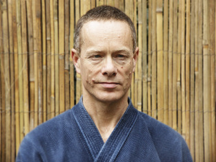 Amazon.com: John Maki Evans: books, biography, latest update