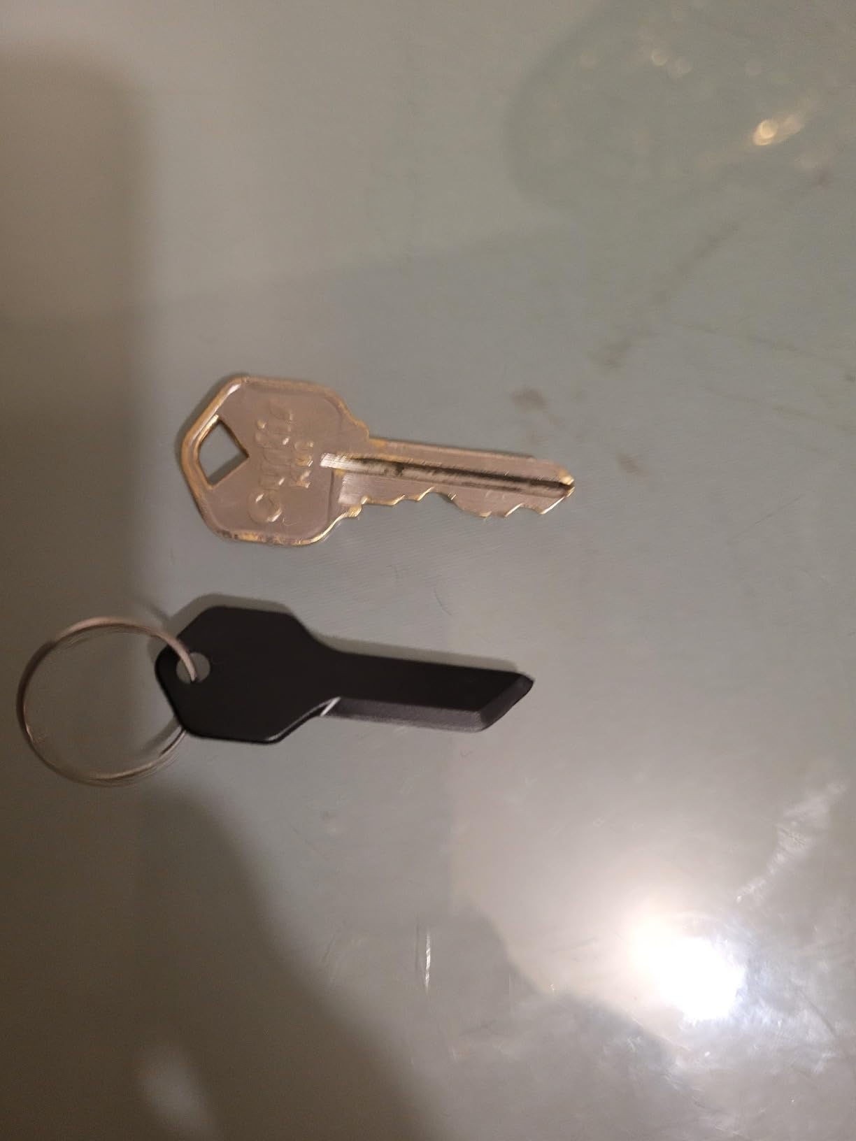 KeySmart Safe Box Cutter - EDC Key Holder Key Chain Organizer ...