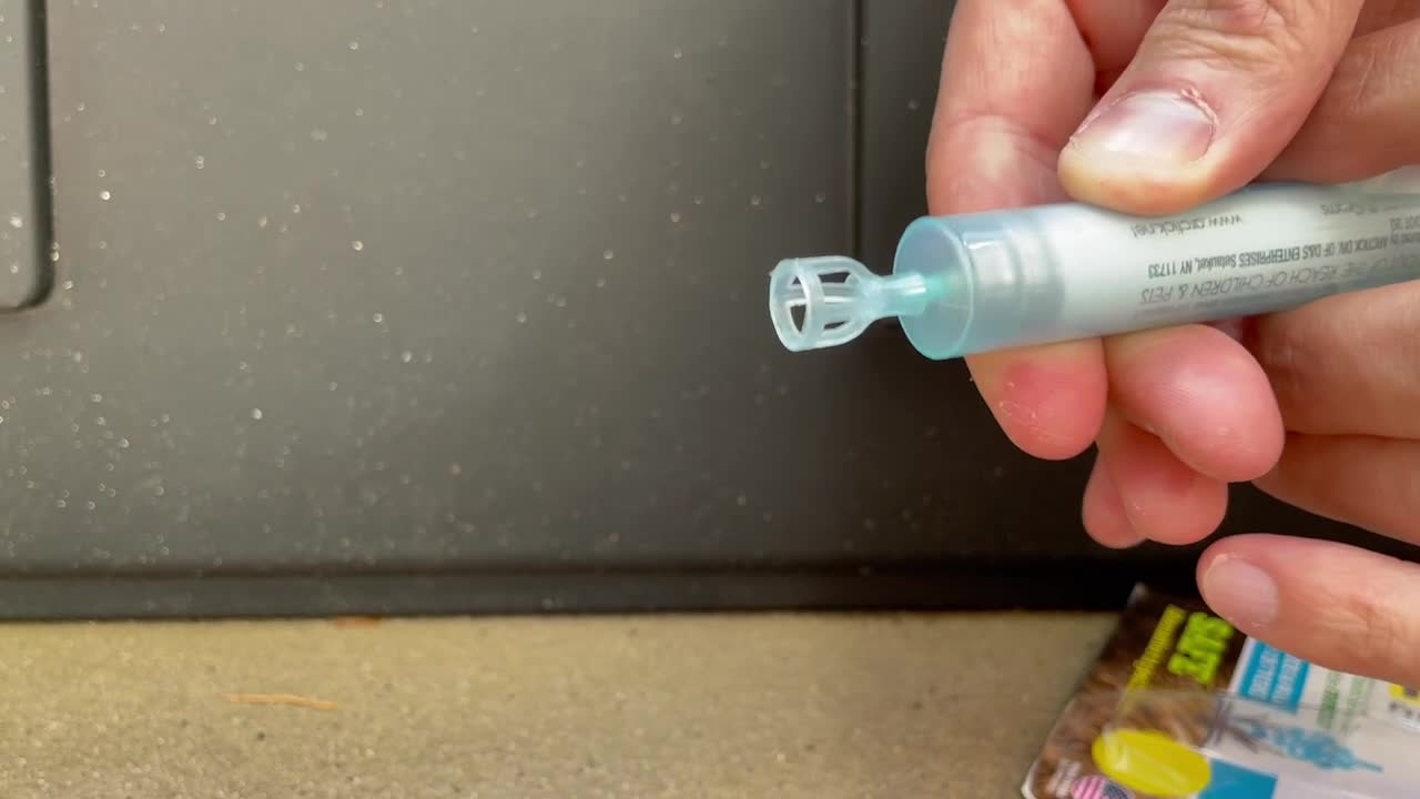 Watch Tick FREEZING tool for easier and safer removal on Amazon Live