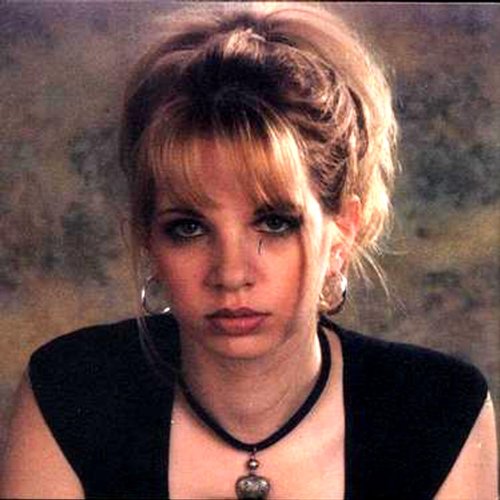 Spiele Tabitha Blue von Tabitha Blue auf Amazon Music ab