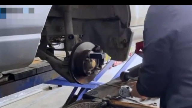 Watch Universal Camber Gauge Digital Wheel Balancing Tools on Amazon Live