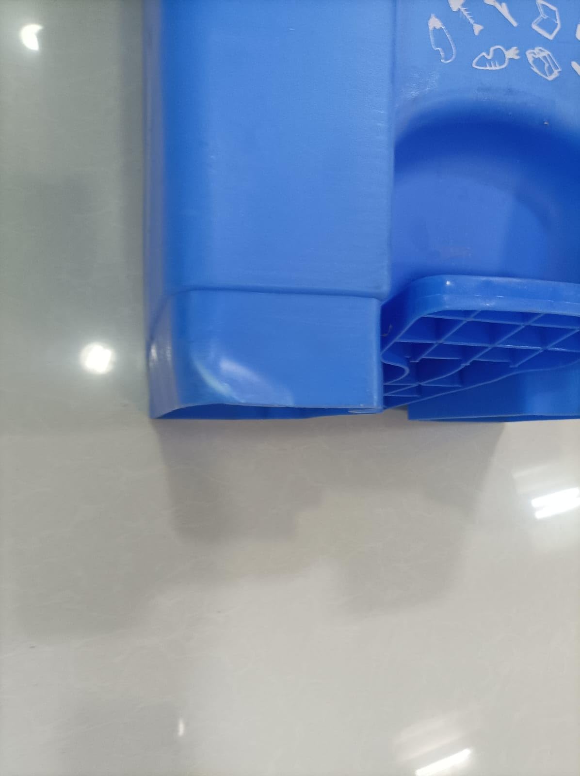 Cello Strong Plastic Step-On Pedal Garbage Dustbin (60 Ltr, Blue ...