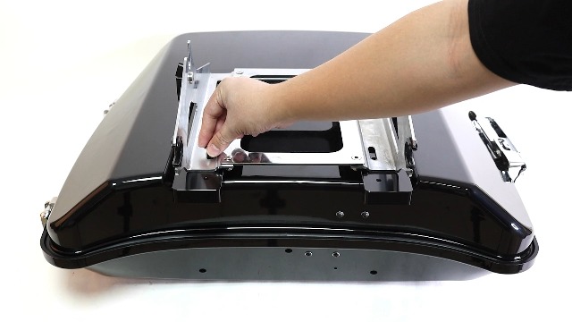 Watch Installation Tutorial for Tour Pack Relocator on Amazon Live
