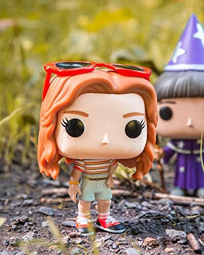 Pop! TV: Stranger Things S3 - Max (Mall Outfit) | Funko Universe