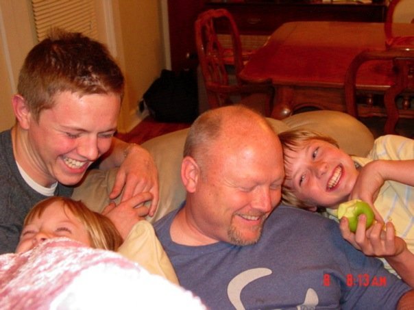 Amazon.com: Andy Holmes: books, biography, latest update