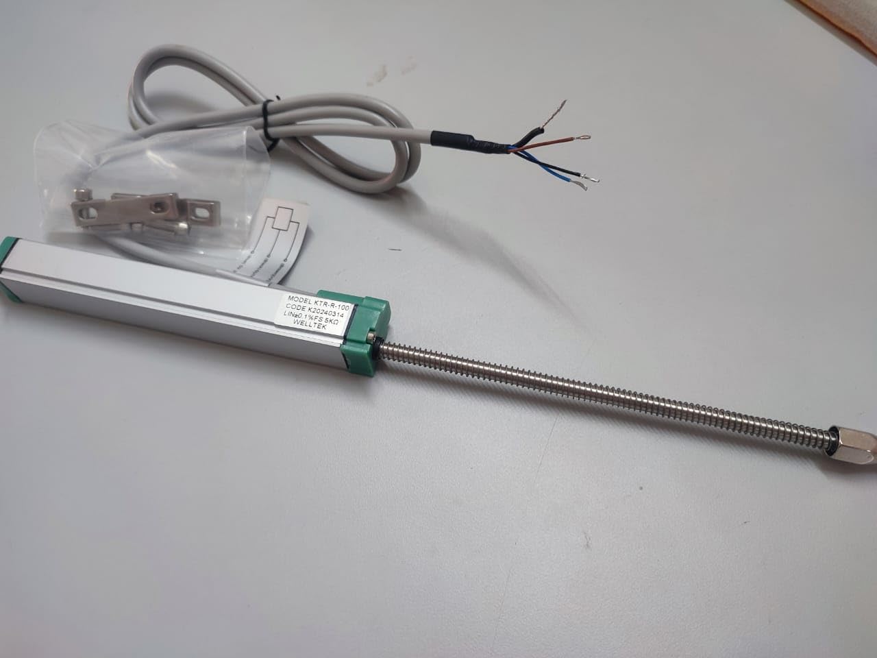 Linear Displacement Transducer (Linear Scale) WELLTEK-LVDT-KTR-100mm : Amazon.in: Industrial ...