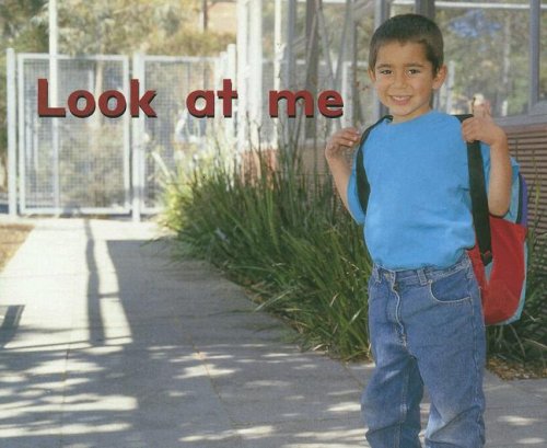 Look at Me (Rigby PM Benchmark Collection Level 1) : Amazon.in: Books