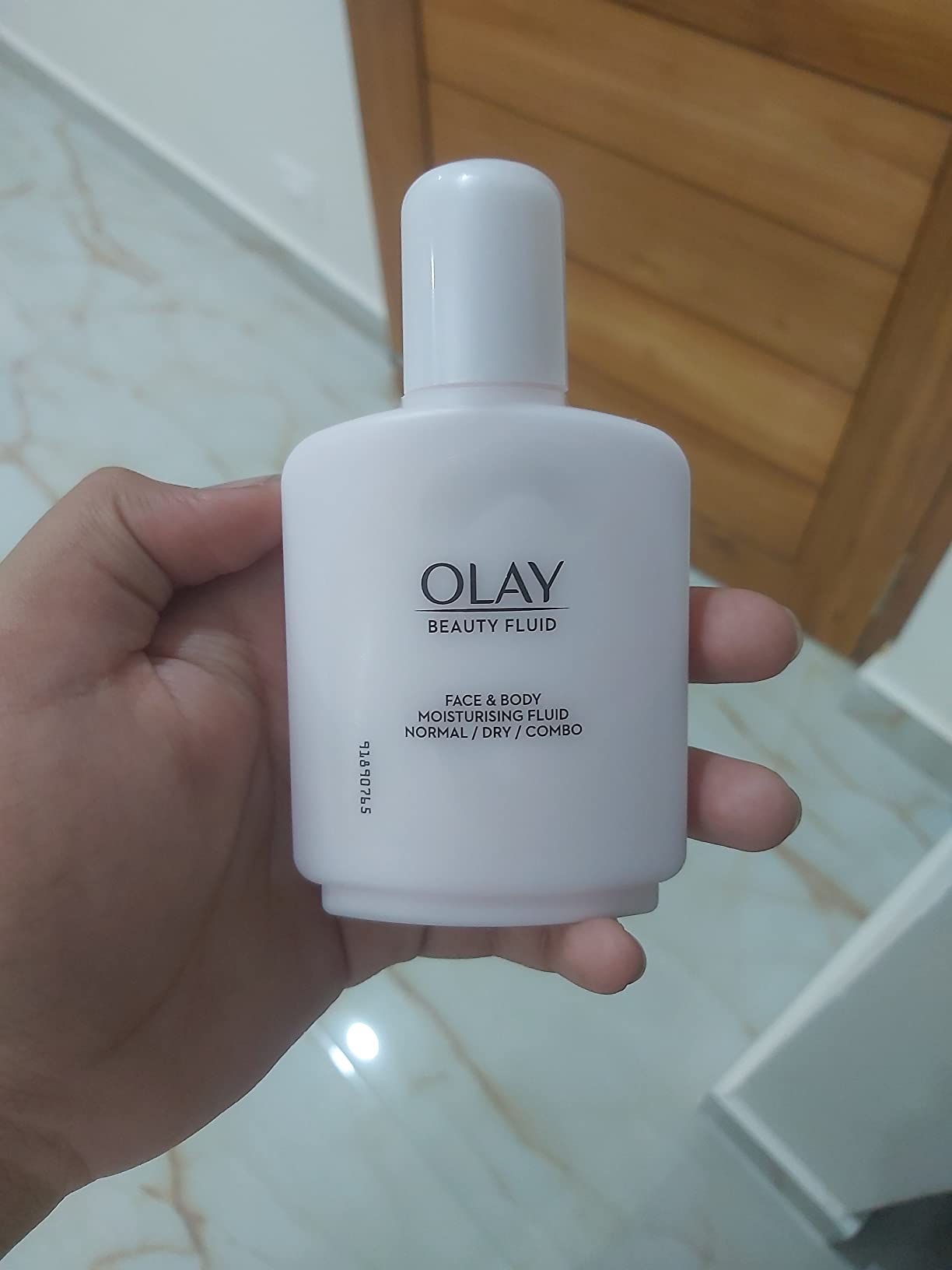 Olay Classics Beauty Fluid 100Ml, Liquid, Pack Of 1 : Amazon.in: Beauty