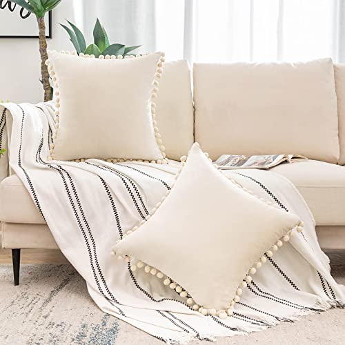 Lynette Yoder's Amazon Page