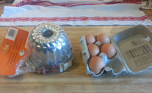 Amazon.com: Steamed Pudding Mold with Lid - 2 Cup Capacity: Baking ...