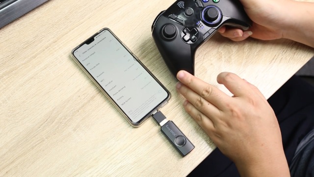 Watch EasySMX 9110 Wireless PC Controller, Setup with Android Phone on ...