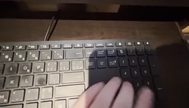 Watch Review of the HP 320k keyboard on Amazon Live