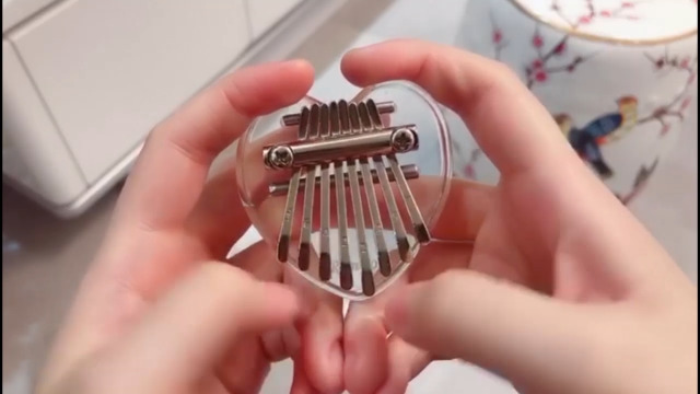 Watch Mini Kalimba, Randon Crystal Mbira Thumb Piano 8 Keys with Case ...