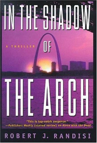 Amazon | In the Shadow of the Arch | Randisi, Robert J. | Police Procedurals