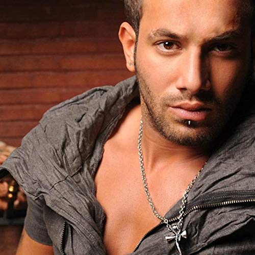 Etefaghe Taze by Amir Tataloo on Amazon Music - Amazon.com
