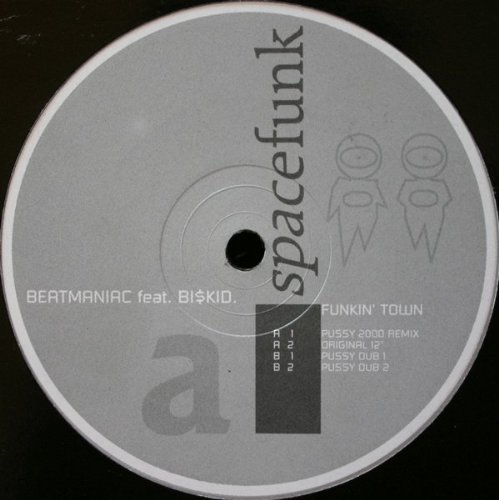 Amazon.com: Beatmaniac Feat Biskid / Funkin' Town: CDs & Vinyl