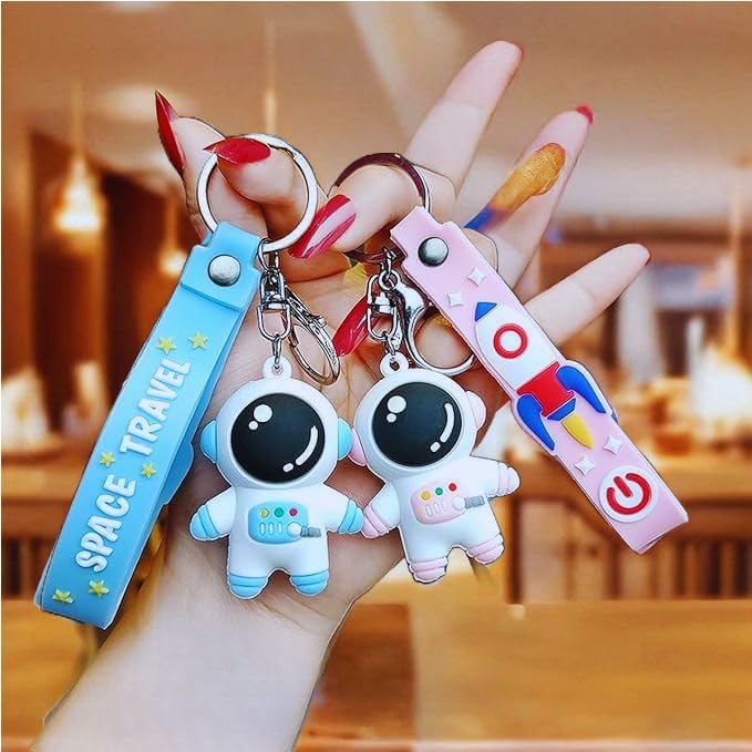BROGBUS Metal Double Pendant Ring Design Space-Suited 3D Astronaut ...