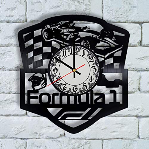 23 Roaring Gifts for Formula 1 Fans 2022