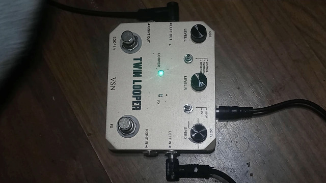 Watch VSN Twin Looper Electric Guitar Effect Pedal 11 Types on Amazon Live