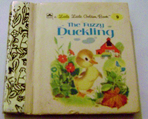 Amazon.com: The Fuzzy Duckling #9 (Little Little Golden Book ...