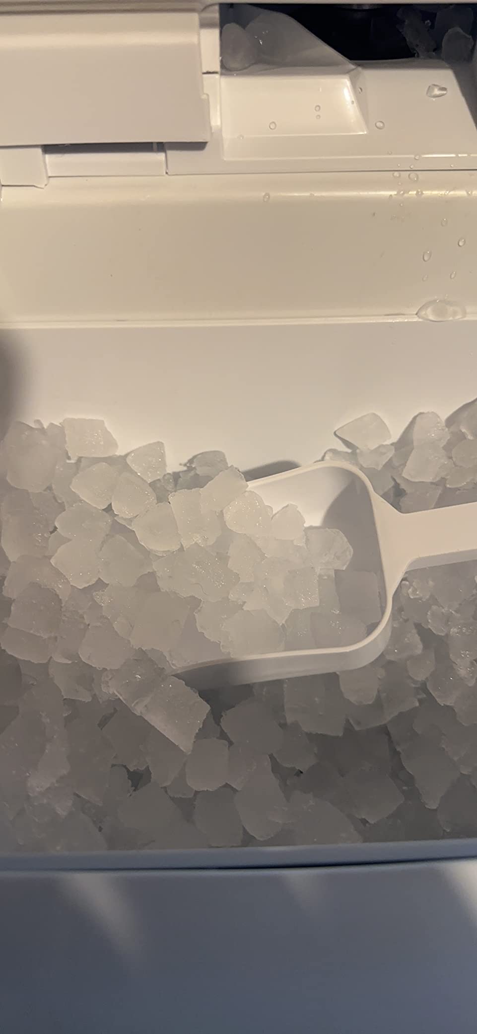 $49/mo - Finance Frigidaire Countertop Crunchy Chewable Nugget Ice ...