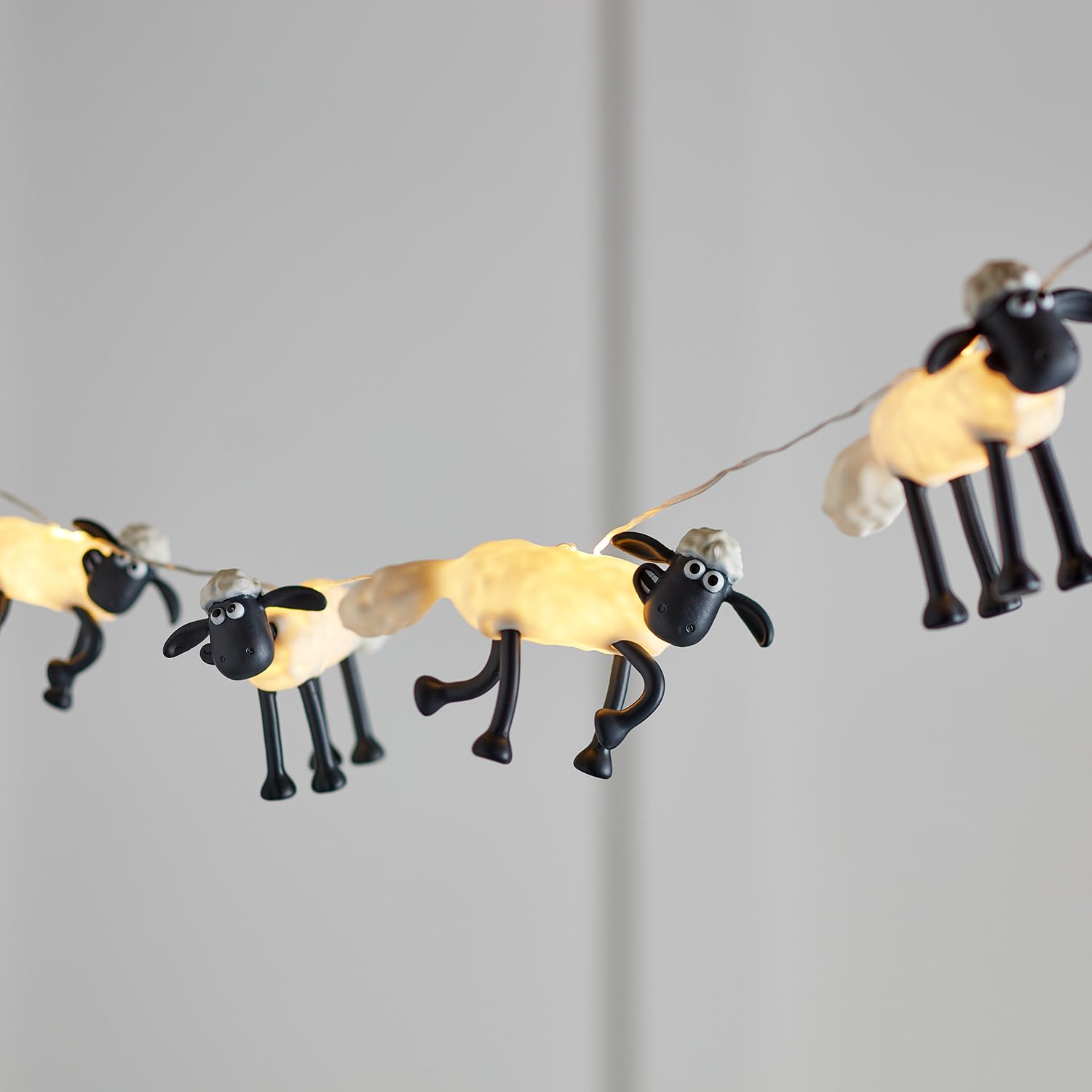 Lights4fun Shaun The Sheep™ 8 LED Battery Operated String Fairy Lights ...