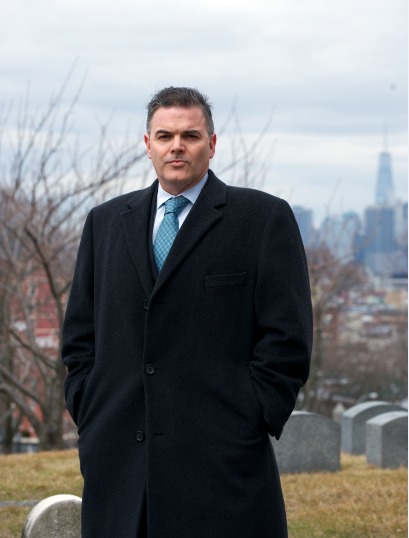 Amazon.com: Andrew Case: books, biography, latest update