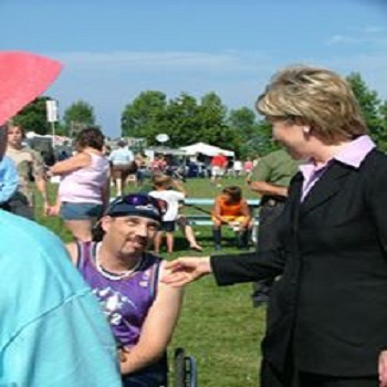 Amazon.com: Robert M. Hensel: books, biography, latest update